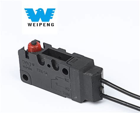 Tongda Waterproof Micro Switch Push Button Auto Parts Micro On Off Push Button Switch And