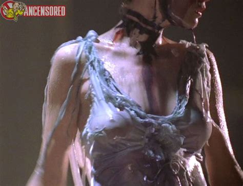 Naked Eden Rountree In Traffic