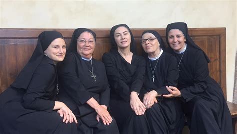 Elena Sofia Ricci Official Page Sexy Suore Con Valeria Fabrizi Che