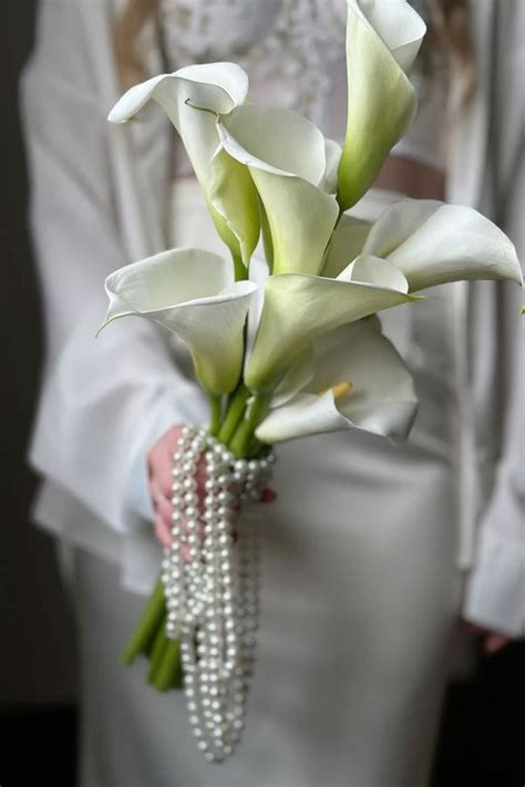 Alcatraces Y Perlas La Tendencia Nupcial Que Todas Las Novias Quieren Llevar En Su Ramo