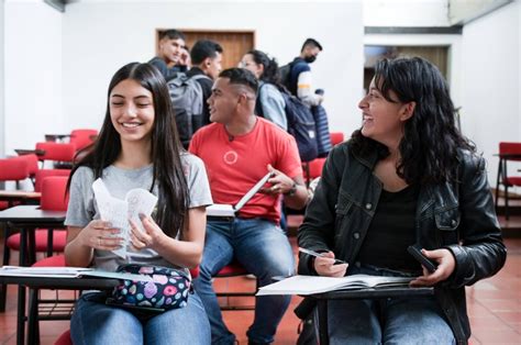 Hay Nuevo Plazo Para Inscribirse A La Convocatoria De Todos A La U Ofrecen Becas Infobae