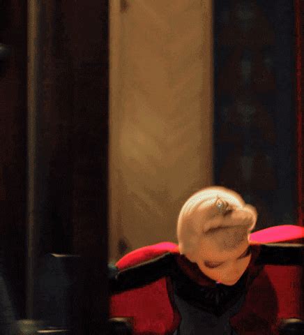 Elsa Gif Find Share On Giphy