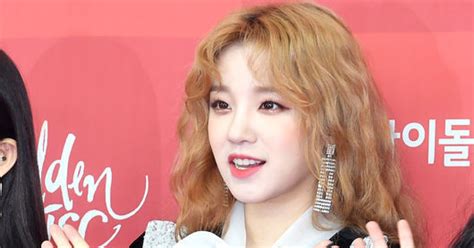 여자아이들 우기 깜찍한 외모 사진