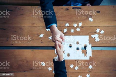 Implement Puzzle Improve Communication Solve Synergy Organize Team