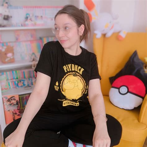 Pokemon Psyduck College T Shirt Black Elbenwald