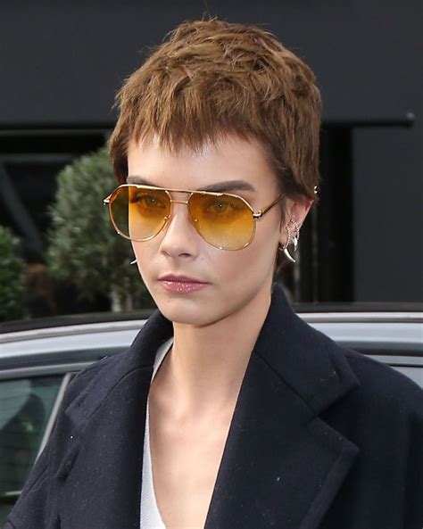 Cara Delevingne Hair Every One Of Cara Delevingnes Hair Styles