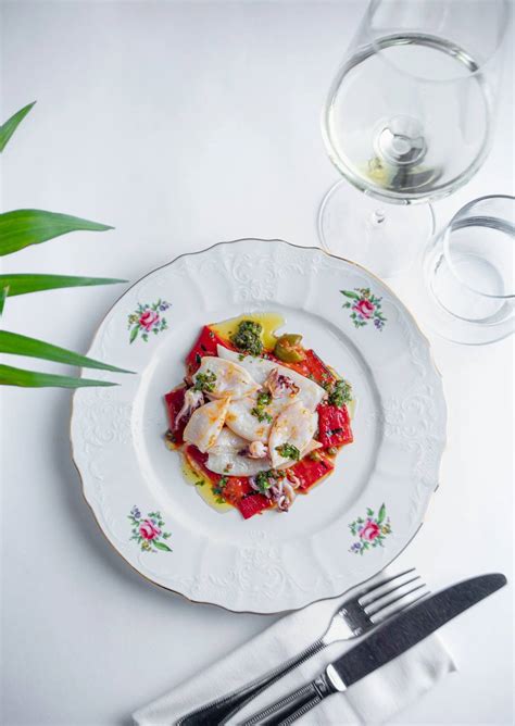 Кальмары с перцем рамиро из ресторана Pinskiyandco