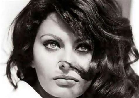 نگاه روز جدیدترین عکس سوفیا لورن در اسکار ایتالیا در کنار پسرش