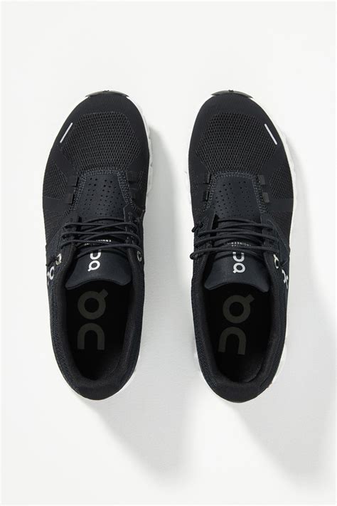 온클라우드 5 스니커즈 앤트로폴로지 한국 공식 스토어 유니크한 여성 패션 및 라이프스타일 편집샵 200개이상의 프리미엄 브랜드 여성 의류 액세서리 홈 인테리어