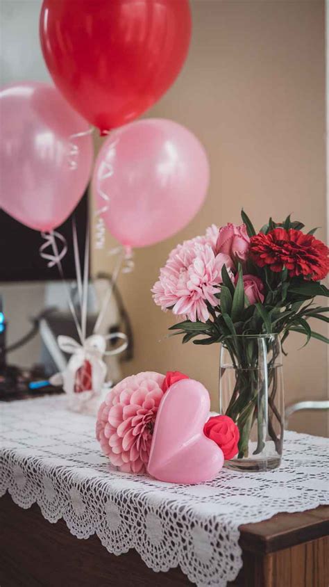107 Valentines Day Office Décor Stylish And Fun Ideas For Workspaces
