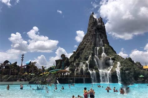 Volcano Bay Water Park At Universal Orlando Mommy Travels
