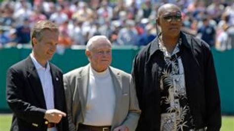 Fergie Jenkins Honoured With Canada Post Stamp Cbc Sports