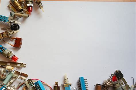 마이크로 칩과 기쁨의 날에 라디오 아마추어의 일 엽서에 대 한 백서에 라디오 구성 요소 0명에 대한 스톡 사진 및 기타 이미지