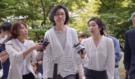 재계에 피바람 최은영 전한진해운 회장 구속영장 청구 영장실질 심사받아 재계에 피바람 최은영 전한진해운 회장 구속영장 청구 영장실질 심사받아
