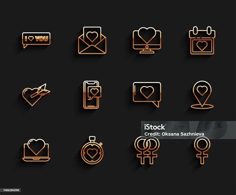 하트가 있는 라인 노트북 중앙 스톱워치의 하트 말풍선 사랑해 여성 성별 기호 스마트폰 음성 지도 포인터 및 좋아요 및 아이콘을 설정합니다 벡터 0명에 대한 스톡 벡터 아트