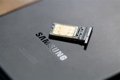 Safely Extracting SIM Card From Samsung Phone Robots Net
