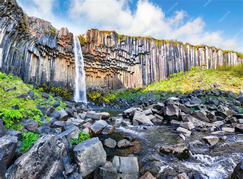 Premium Photo Breathtaking View Of Svartifoss Waterfall With Basalt