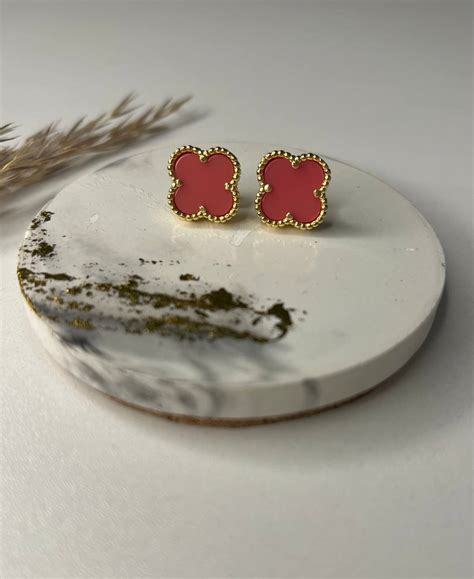 Van Cleef Crystal Necklace