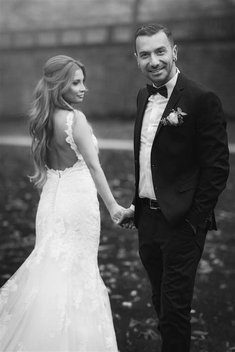 Couple Poses Everything You Need To Know Nfi