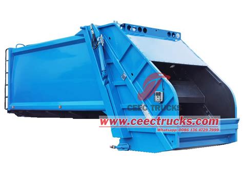 Garbage Compactor Truck