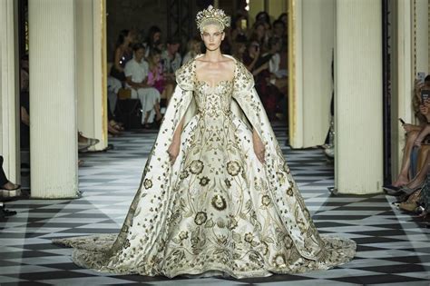 L'alta moda è tornata a Parigi - Il Post