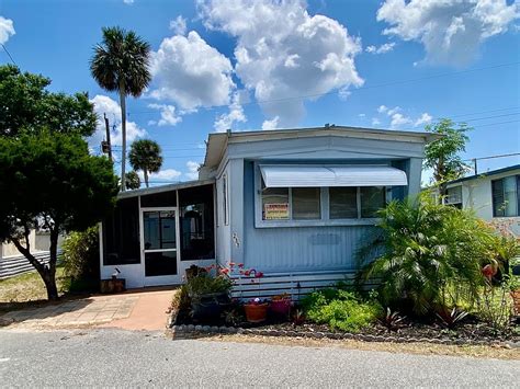 233 rocket rd titusville fl 32780 mls 11273385 zillow