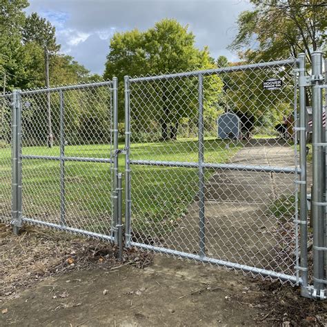 What Is The Standard Width Of A Chain Link Fence Gate At Savannah