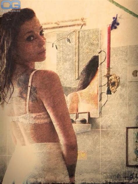 Linda Marlen Runge Nude Pictures Photos Playboy Naked Topless Fappening
