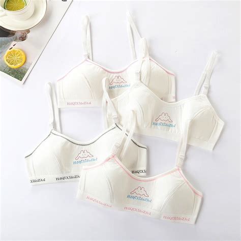 Cm085 เสื้อชั้นในเด็กสาว สกรีนลายการ์ตูน มีตะขอหลัง ผ้าคอตตอล เนื้อนุ่ม สวมง่ายใส่สบาย Chic Me