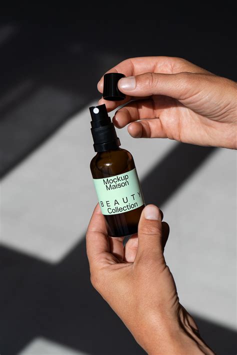 Spray Bottle Mockup Sb Bea 01 Layered Psd Mockup Maison