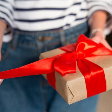 აჩუქე სიყვარულით T With Love