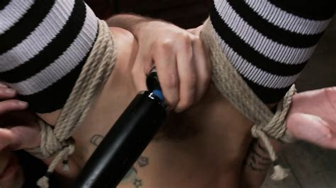 Brunette Brutale Sexe Bondage Gia Dimarco