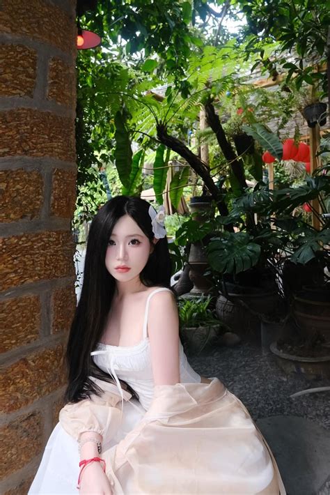 Nh Tiktoker H Nh Nhi Bikini C C Hot Khoe Body Tr Ng M N