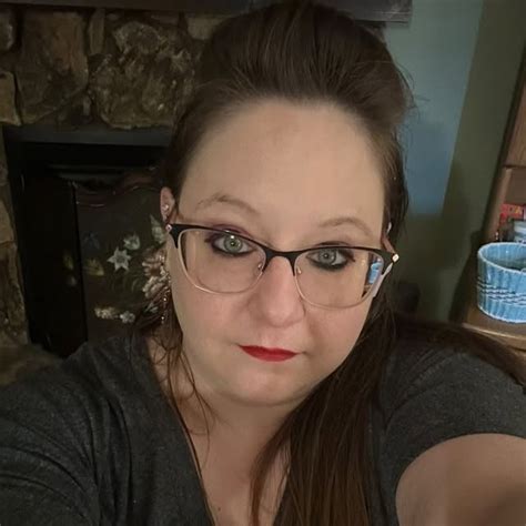 Nikki Poe Nikkipoe • Threads Say More