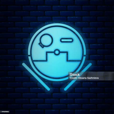 빛나는 네온 로봇 진공 청소기 아이콘 벽돌 벽 배경에 격리 자동 진공 청소기용 가정용 스마트 기기 집 청소용 디지털 장치 벡터 일러스트레이션 가사 집안일에 대한 스톡 벡터