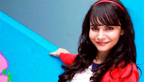 Martha Higareda Promociona No Manches Frida” La Fuentela Fuente