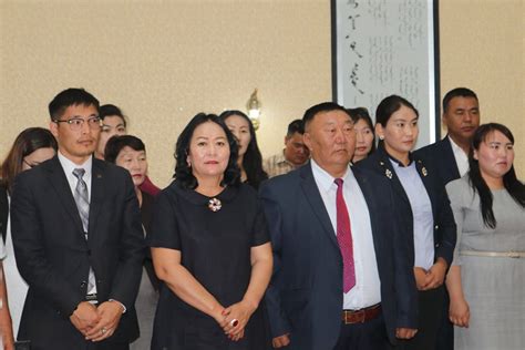 АЖЛЫН ЦАГИЙГ 09 00 ЦАГААС ЭХЛҮҮЛЭХ ШИЙДВЭР ГАРЛАА