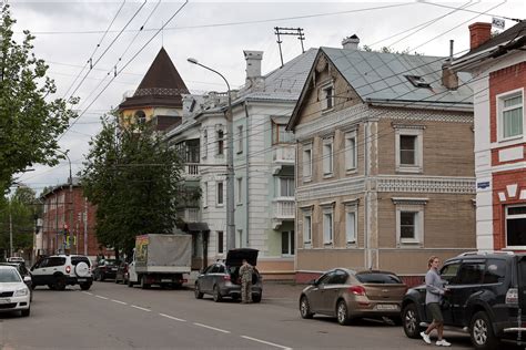 Фотобродилки | Рыбинск, Россия: город ятей и Ильича в шапке