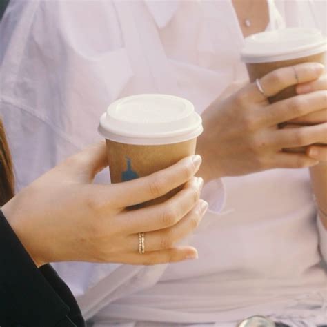 Smcc 서울모닝커피클럽 건강한 사람들의 모닝 루틴 🥐☕️ Smcc가 디자인프레스에 소개되었어요 Naverdesign 회원제 없는 아침 커뮤니티 서울모닝커피