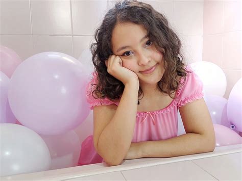 Cute Selene Profile Flirt Free Webcam Model Camwox