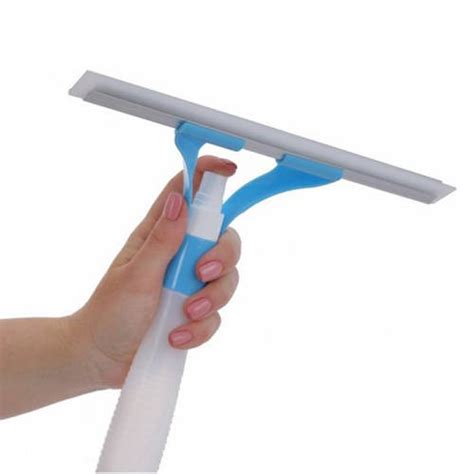 Щетка для мытья окон с пульверизатором Economix Cleaning (водозгон ...