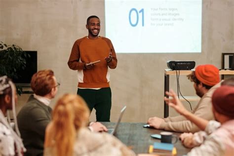 How To Use Your Voice Effectively During A Presentation Presentationskills Me