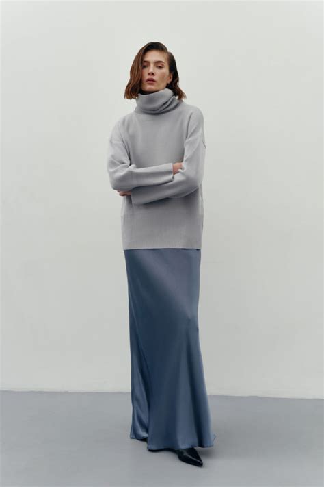 Спідниці Інтелектуальна жіночність The Lace