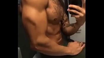 Jeramie Hollins Uses Huge Dick In First Porn Xvideos Com