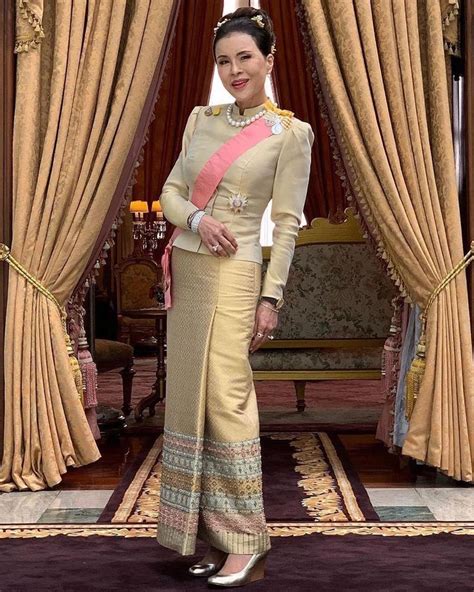 Skc Chn On Instagram ทูลกระหม่อมหญิงอุบลรัตนราชกัญญา สิริวัฒนาพรรณวดี พระโสทรเชษฐภคินีใน