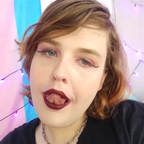 Letheoblivions Profile Porn Vids Pics And More Manyvids Manyvids