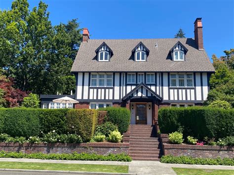 Mcfee Klockzien House — Queen Anne Historical Society