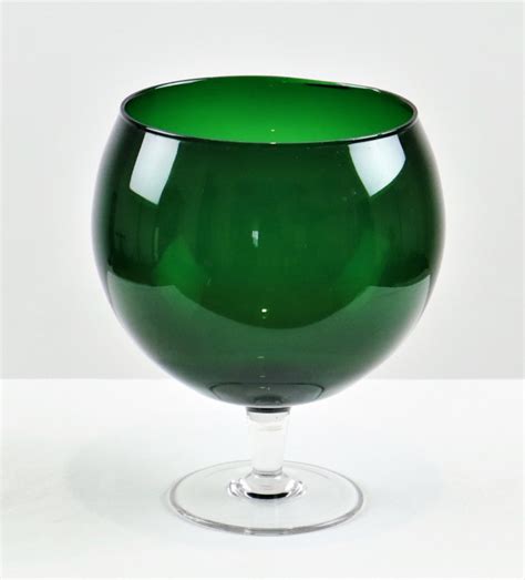 Bekijk Grote Vintage Groene Glazen ‘brandy Glass Vaas Beker Mond Geblazen 26cm Op Reliving