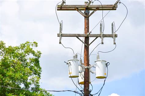 What Is A Lightning Arrester How Does It Work