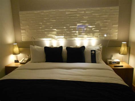 20 Stunning King Size Headboard Ideas